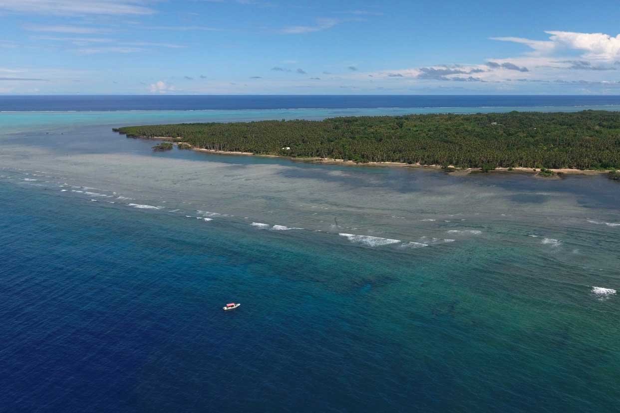 Manta Ray Bay Resort – Exclusive Diving at its Finest. | Manta Ray Bay ...